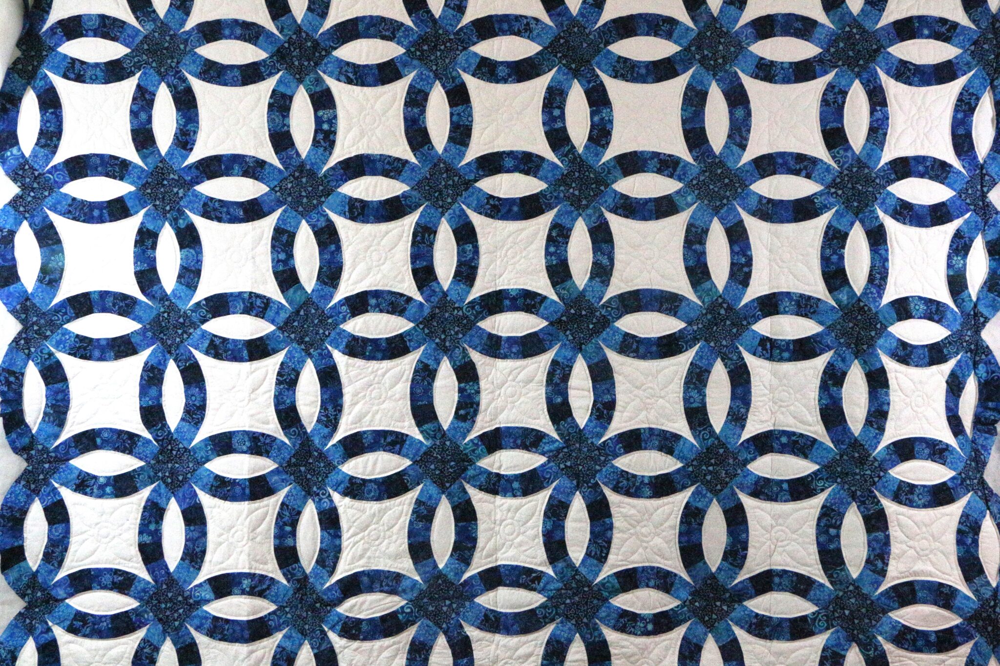 KING Double Wedding Ring Quilt | Ruth Flaud