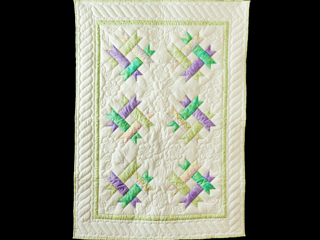 Crib & Baby Quilts | Amish Country Quilts