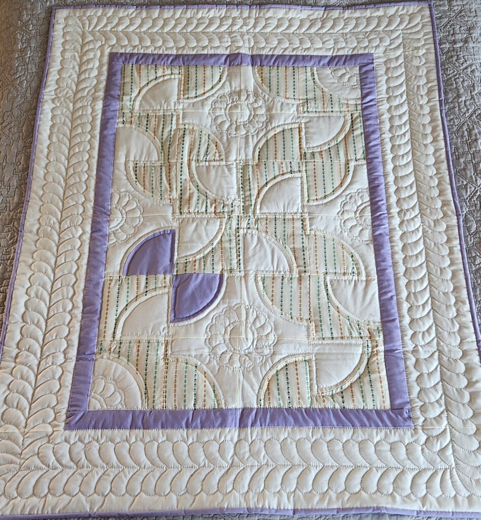 Crib & Baby Quilts | Amish Country Quilts