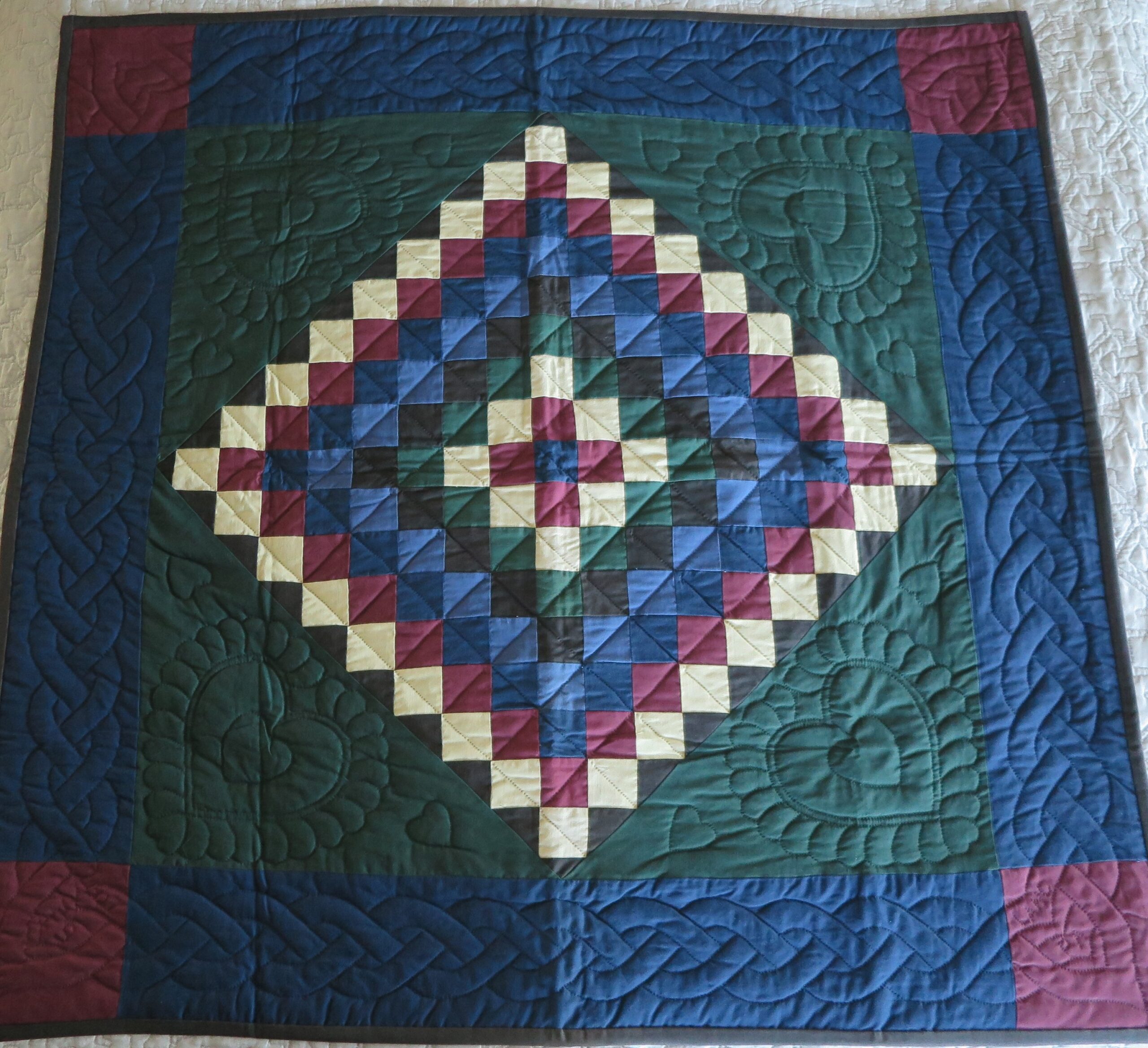 Amish Colors Quilts - Amish Country Quilts