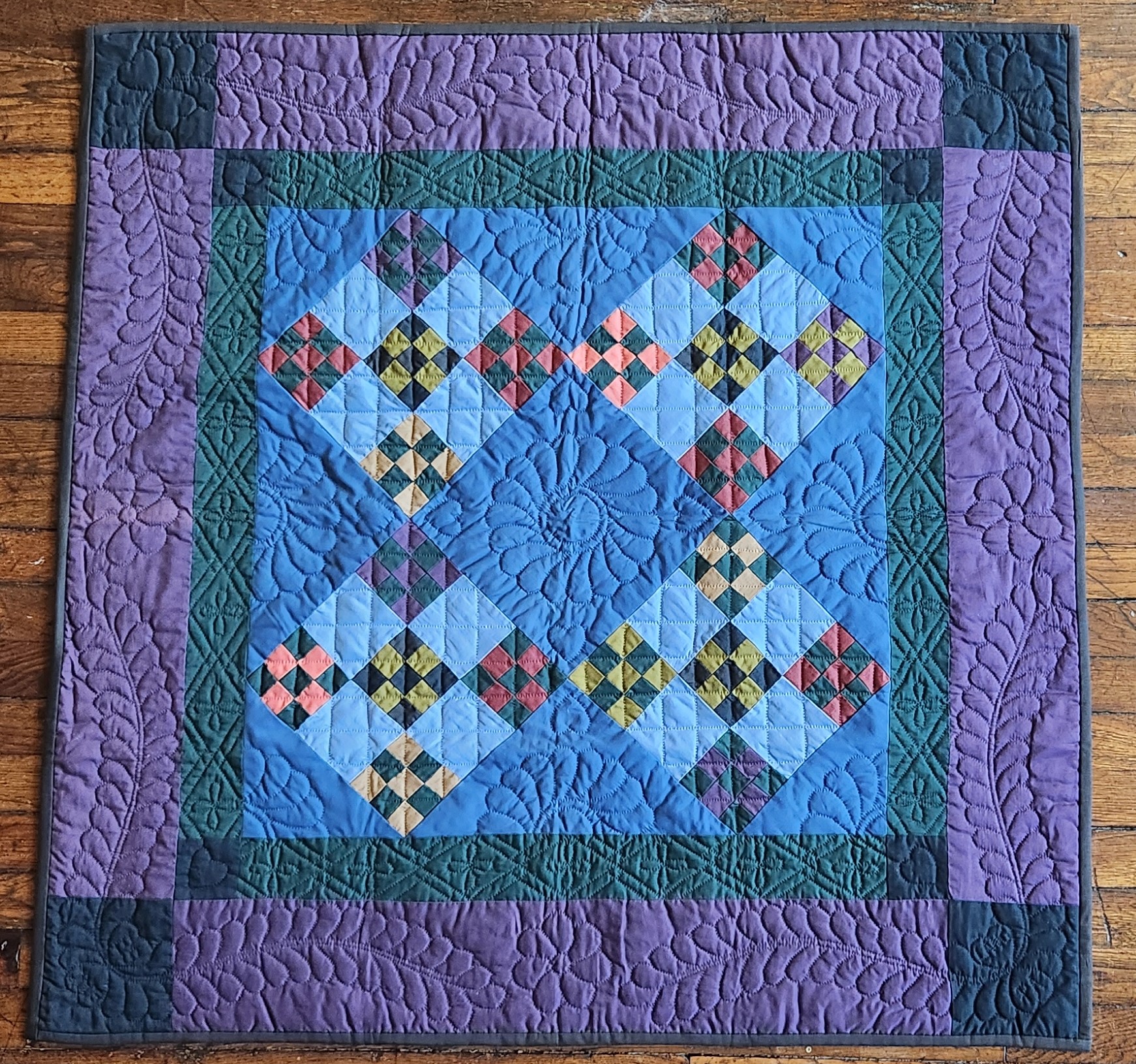 Amish Colors Quilts | Amish Country Quilts