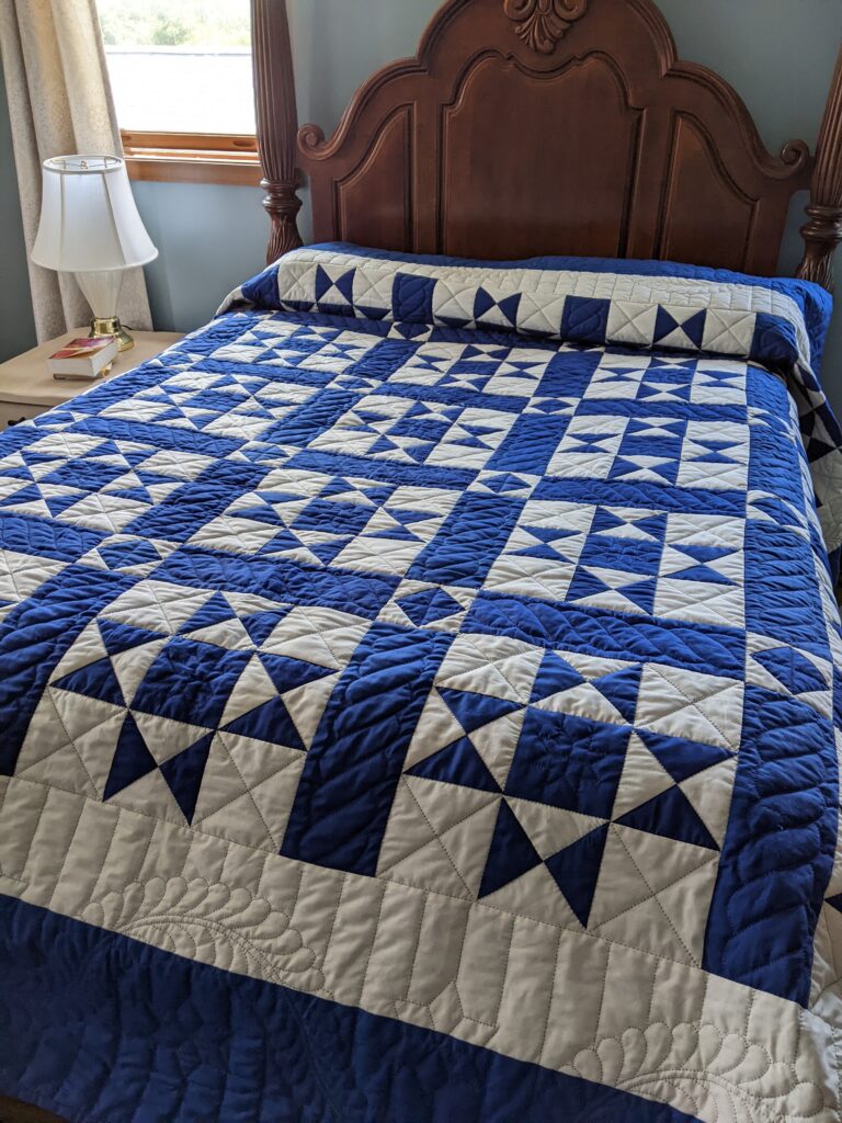 Amish Colors Quilts - Amish Country Quilts