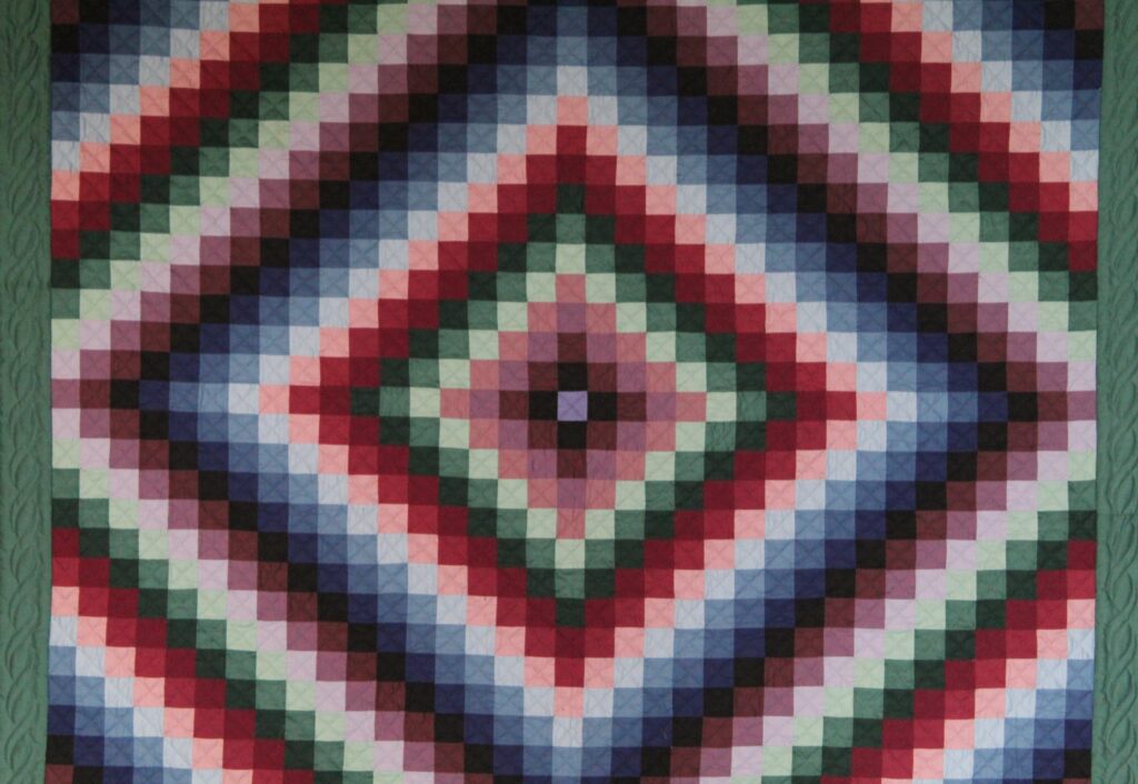 Amish Colors Quilts | Amish Country Quilts