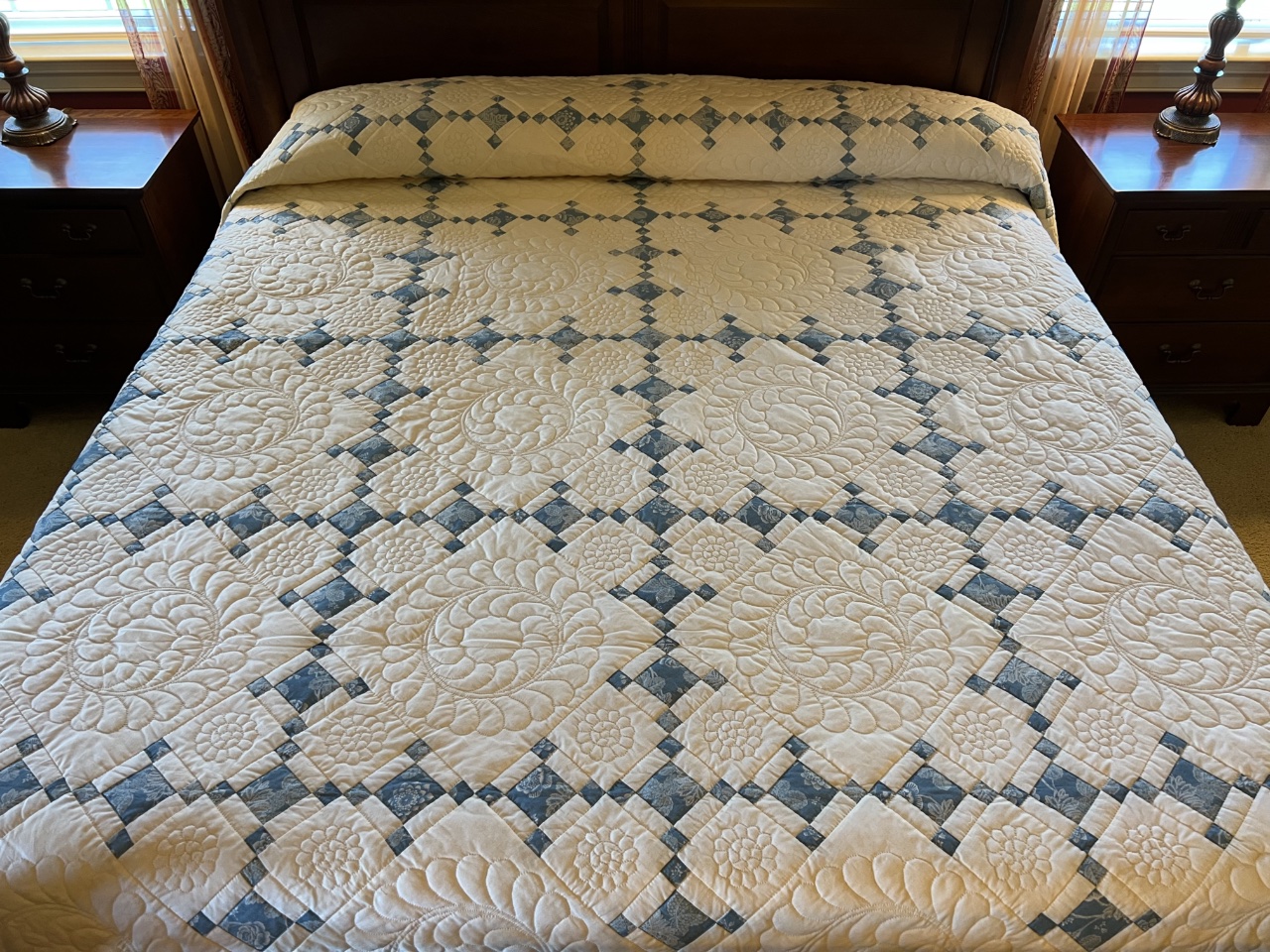 Bed Quilts - Amish Country Quilts