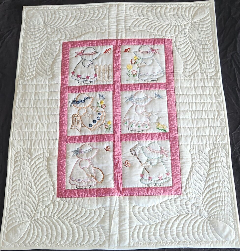 Embroidered Quilts - Amish Country Quilts