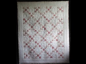 Christmas Quilts - Amish Country Quilts
